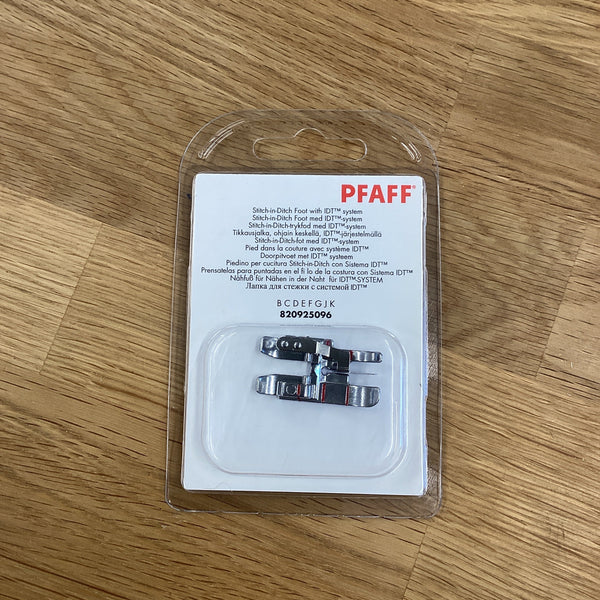 Stitch in the DItch Foot with IDT system | Pfaff Feet – Fabric Mouse Sewing Machines