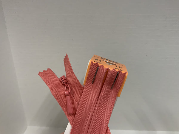 YKK Concealed / Invisible Zipper 22 inch 56cm Coral (338) ZS3\K1 ...